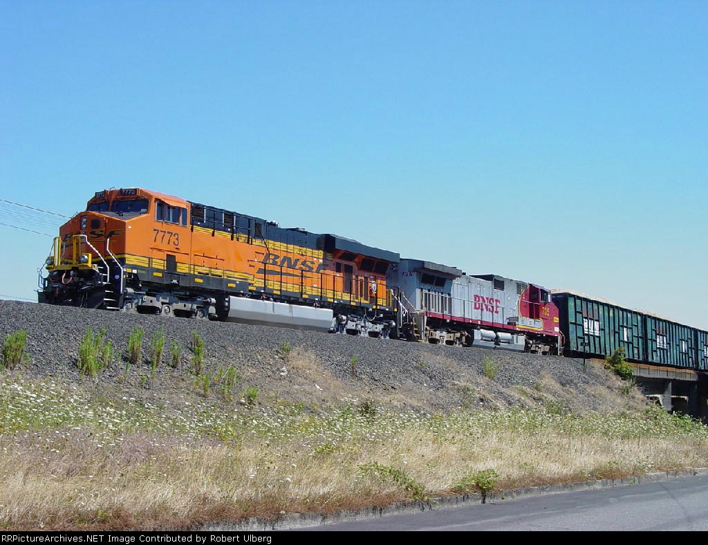 BNSF 7773